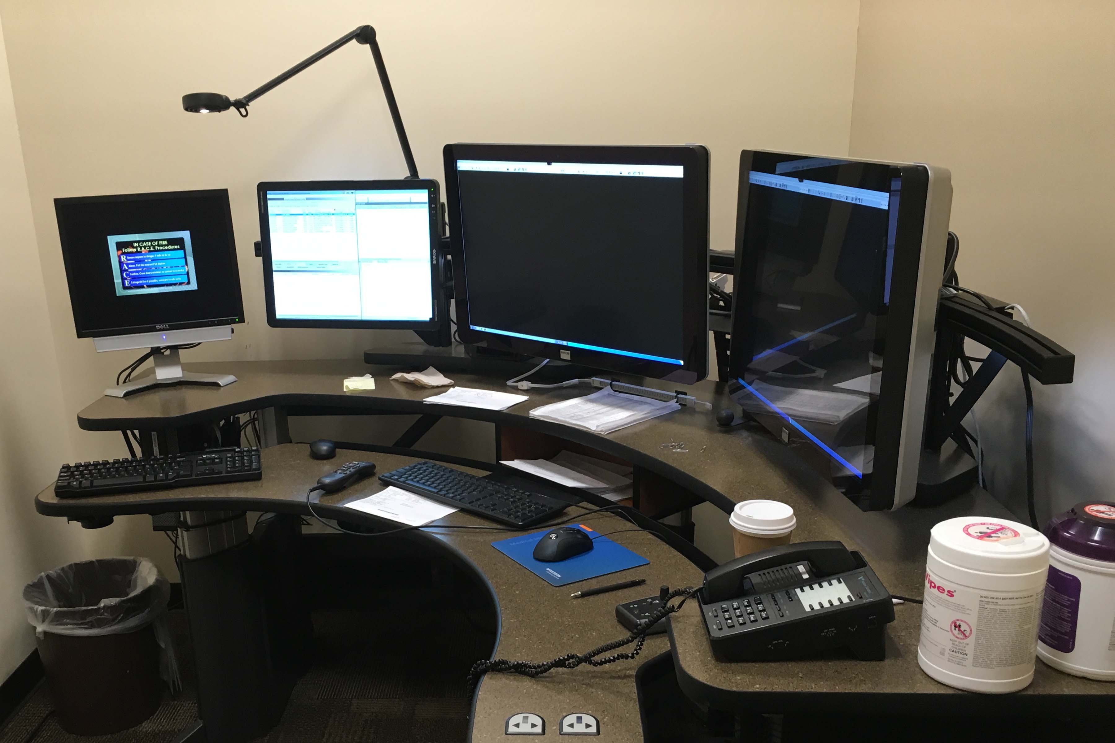 Healthcare Desk Photos | Xybix Command Center Desks