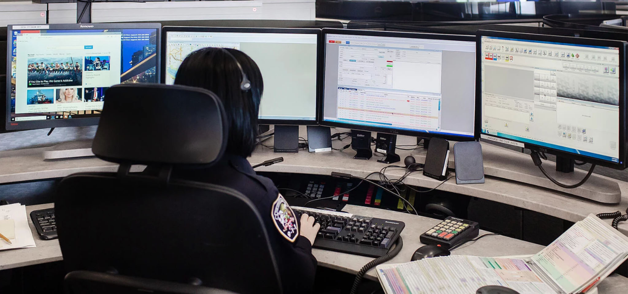 Photo Gallery: Ergonomic Desks for 911 Dispatch and Radiology | Xybix