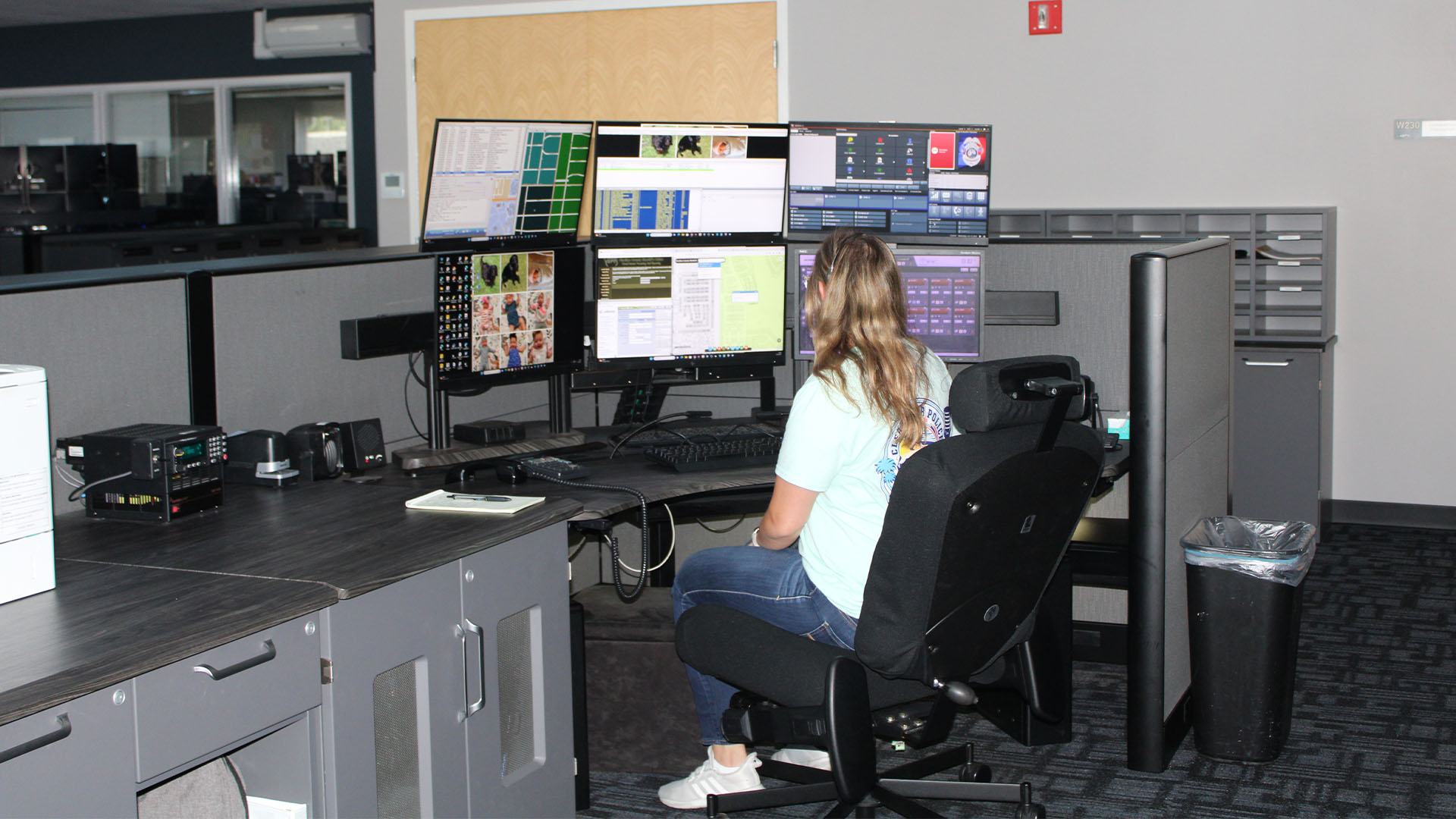 Clearwater PD Communications Center Photos | Xybix Desks 911 Dispatch