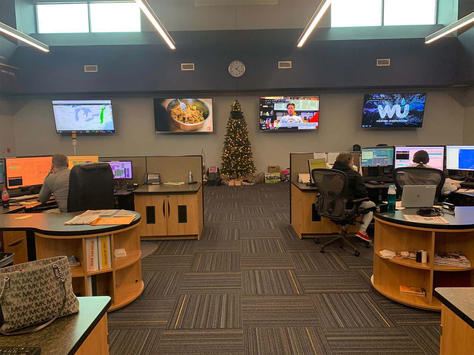 Livingston County 911 Center Photos | Xybix Desks for 911 Dispatch