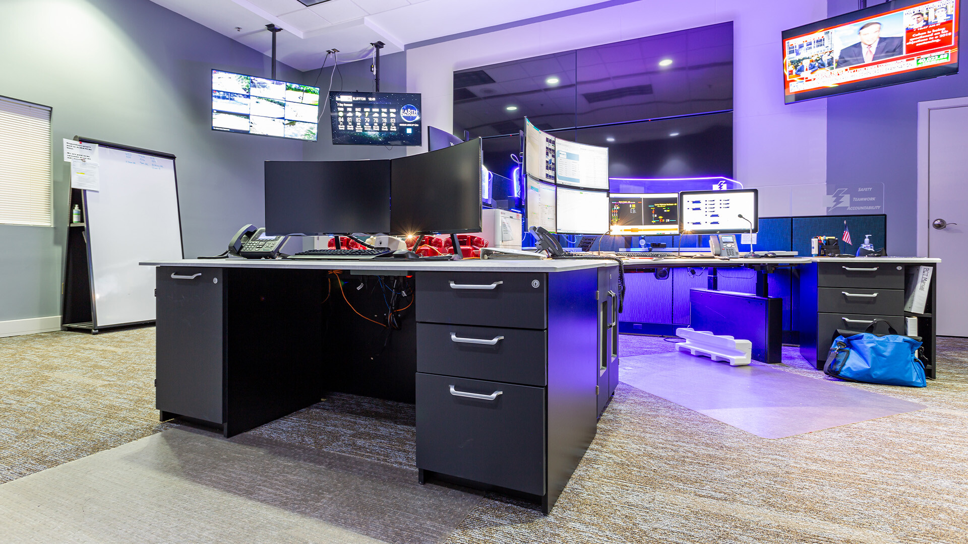 Palmetto Electric Cooperative Photos | Xybix Command Center Desks