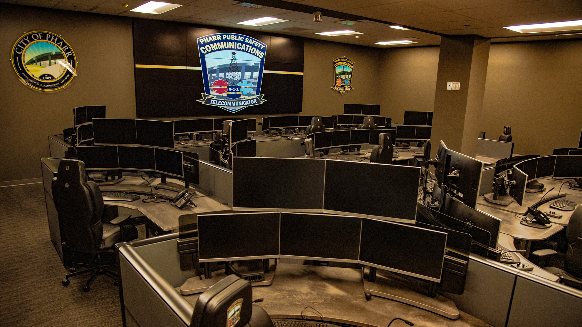 Pharr Public Safety Comm. Dept. Photos | Xybix Desks for 911 Dispatch