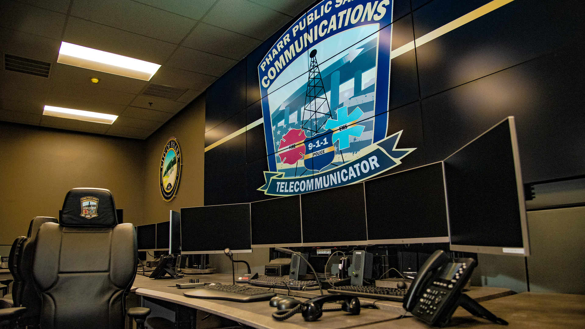 Pharr Public Safety Comm. Dept. Photos | Xybix Desks for 911 Dispatch